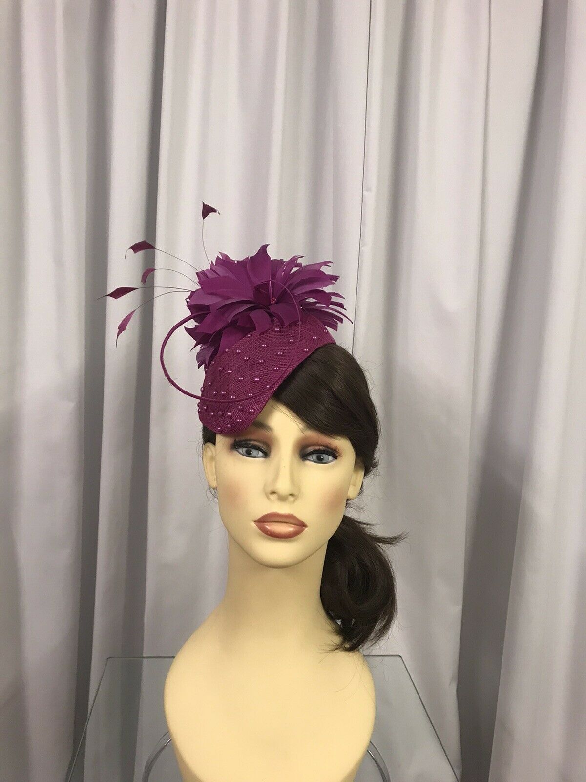 Snoxell Gwyther fascinator magenta | Tina Townsend Snoxell Gwyther fascinator magenta | Tina Townsend